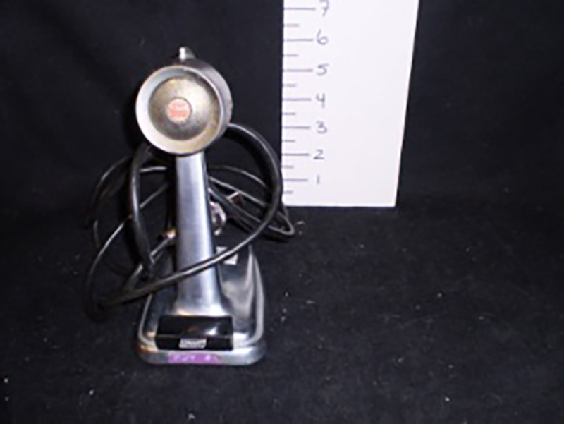 “taxi” mic (turner) - Props Inventory